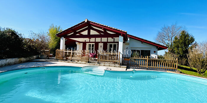 Maison à vendre - La Bastide-Clairence - 5 pièces - 3 chambres