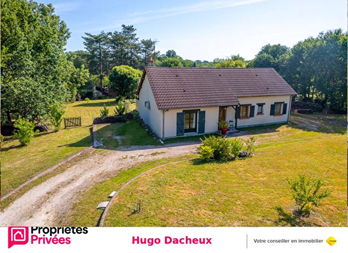 Maison 7 pièces à Saint-Hilaire-de-Court, à vendre