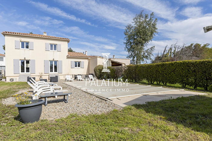 Maison à vendre - Pélissanne - 5 pièces - 4 chambres