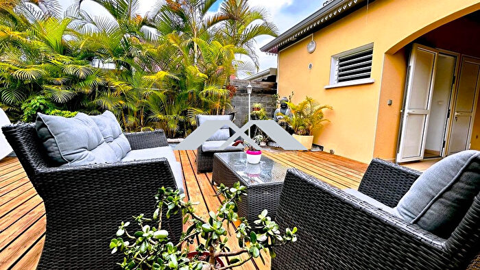 Maison à vendre - Le Tampon, Terrain Fleury, La Pointe - 6 pièces - 4 chambres