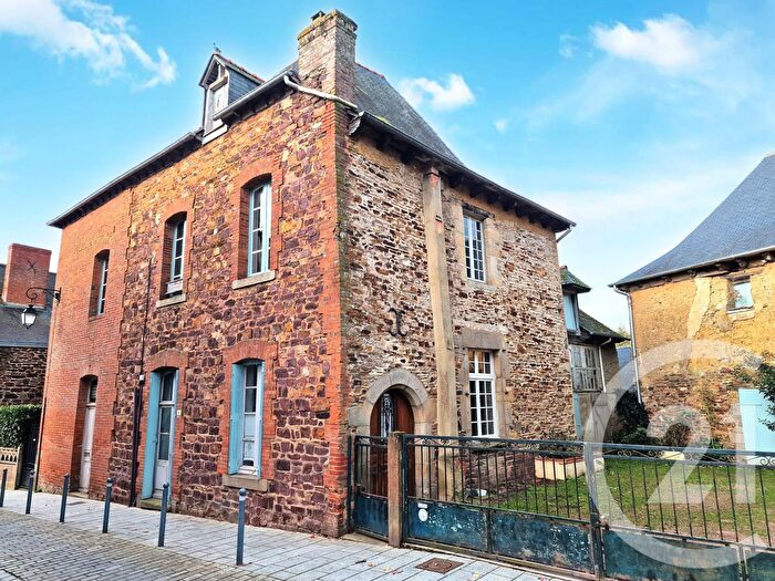 Maison 6 pièces à Saint-Méen-le-Grand, à vendre