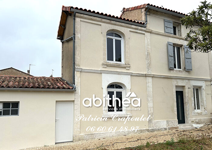 Maison à vendre - Angoulême - 4 pièces - 3 chambres