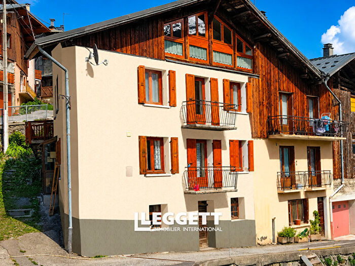 Maison 11 pièces à Montagny, à vendre