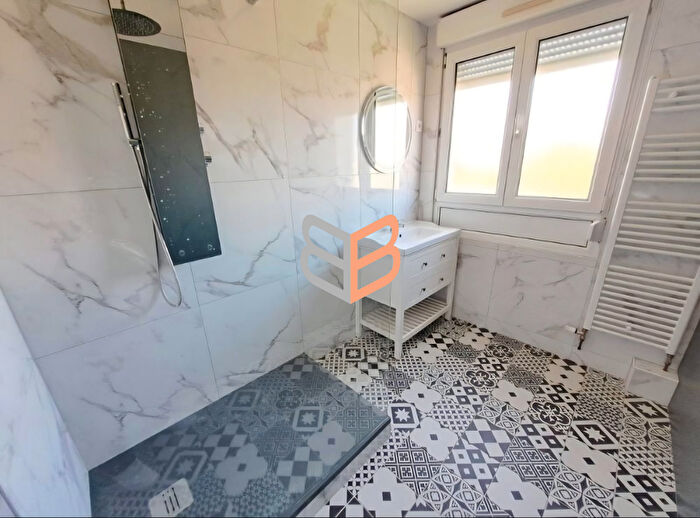 Appartement à vendre - Florange - 3 pièces - 2 chambres