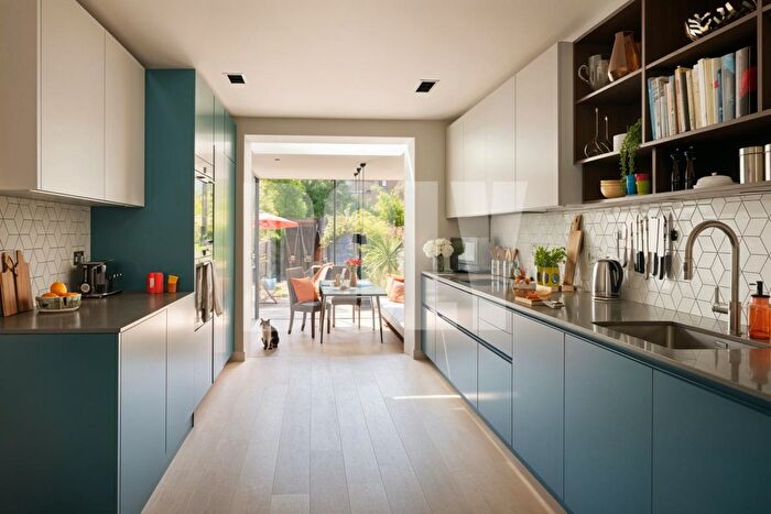 Maison à vendre - Villeneuve-Loubet, Plage - 3 pièces - 1 chambre