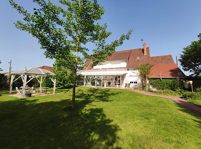 Maison 7 pièces à vendre à Meung-sur-Loire