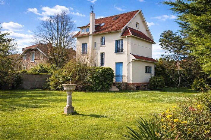 Maison 8 pièces à louer - Le Vésinet