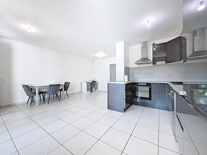 Appartement à vendre - Annemasse, Romagny - 3 pièces - 2 chambres