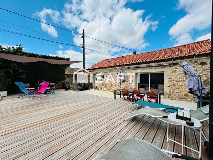 Maison 5 pièces à vendre à Parthenay