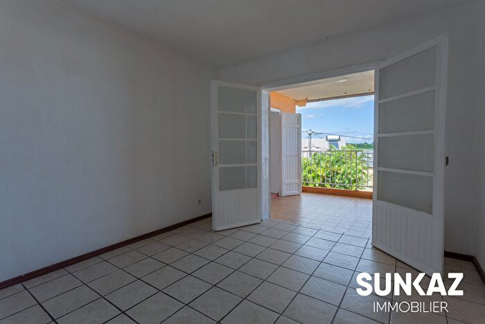 Appartement 4 pièces à louer - Saint-Pierre