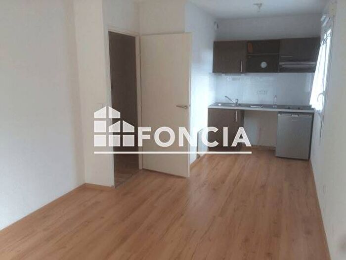 Appartement à louer - Les Blaches-Les Champs, Montélimar - 2 pièces - 1 chambre