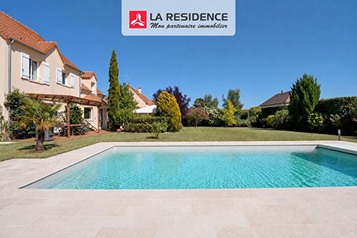 Montfort-l'Amaury : Maison 7 pièces à vendre