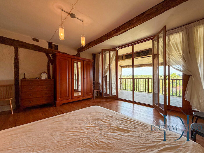 Maison à vendre - Bassoues - 6 pièces - 5 chambres