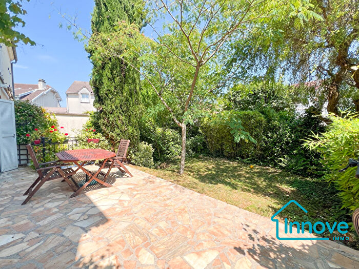 Le Chesnay, Saint-Antoine de Padoue - Maison 8 pièces à vendre