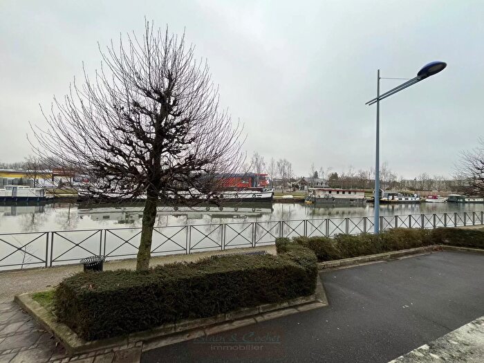 Appartement à vendre - Montargis, Cité, Plateau - 3 pièces - 1 chambre