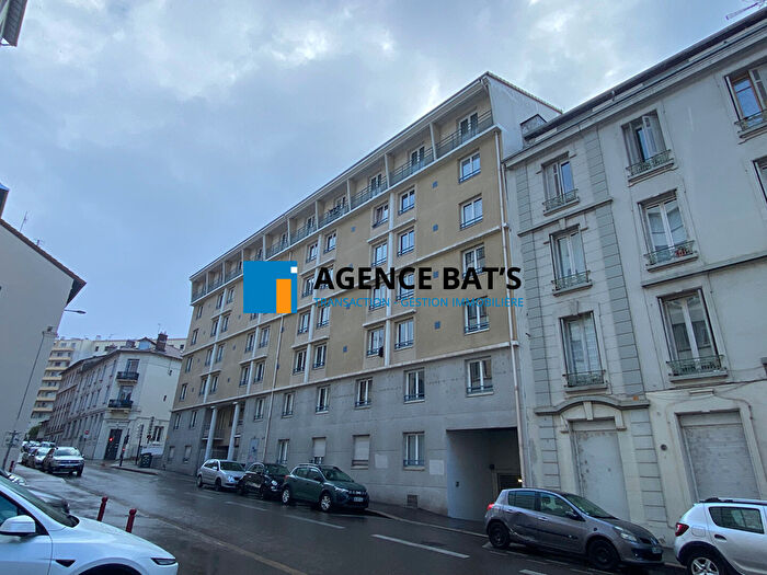 Appartement 1 pièce à Saint-Étienne, Tardy, Colline des Pères, Bizillon, à vendre
