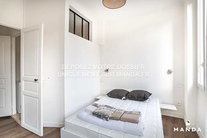 Appartement à louer - Marseille e , Cours julien, Notre-Dame-des-Monts - 2 pièces - 1 chambre