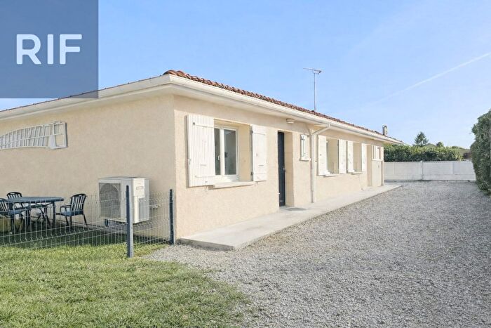 Maison à vendre - Chavanoz - 6 pièces - 4 chambres