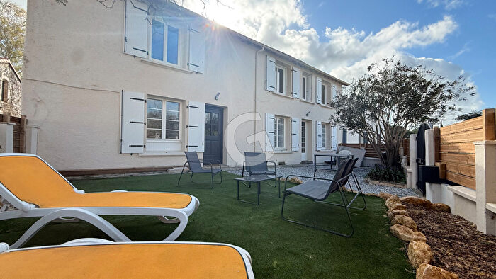 Maison à vendre - Saint-Cyr-en-Talmondais - 5 pièces - 3 chambres