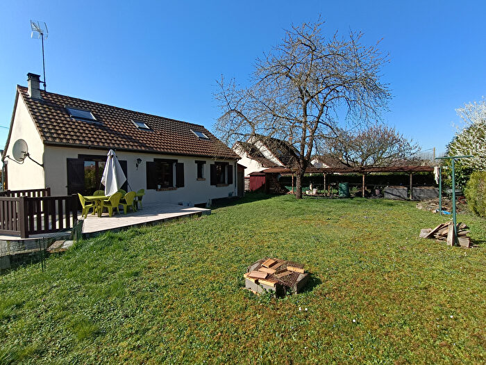 Maison à vendre - Saint-Ay - 5 pièces - 3 chambres