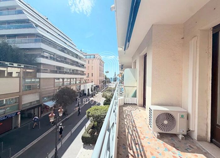 Appartement à vendre - Nice, Carré dor - 2 pièces - 1 chambre