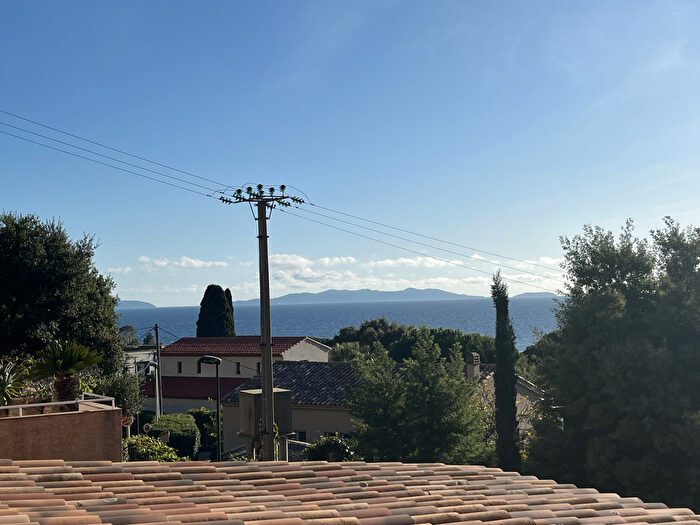 Appartement à vendre - Le Lavandou, Fossette, Aiguebelle, Pointe de la Sèque - 2 pièces - 1 chambre