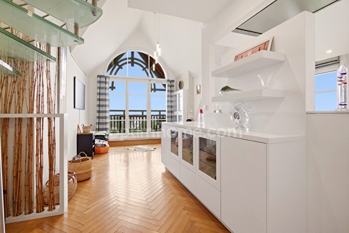 Appartement 5 pièces à Deauville, à vendre