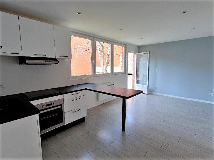 Appartement à louer - Toul, Centre-ville - 2 pièces - 1 chambre