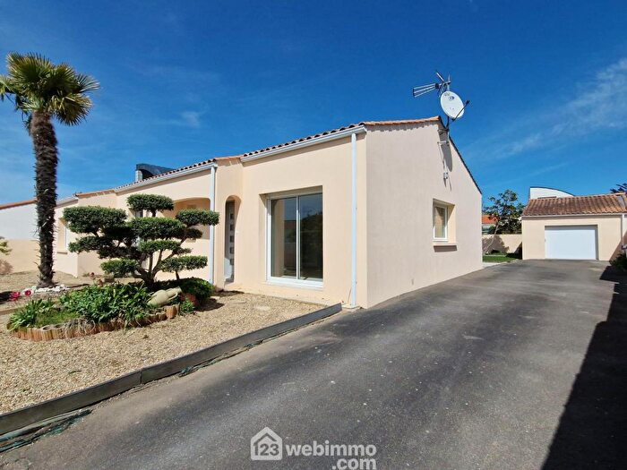 Maison 4 pièces à Château-dOlonne, Plesses, Le Puits Rochais, Talmont, à vendre