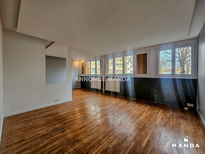 Appartement 4 pièces à Neuilly-sur-Marne, Arpents, à louer