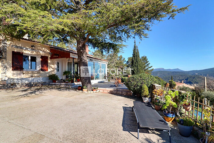 Maison à vendre - Solliès-Ville - 4 pièces - 3 chambres