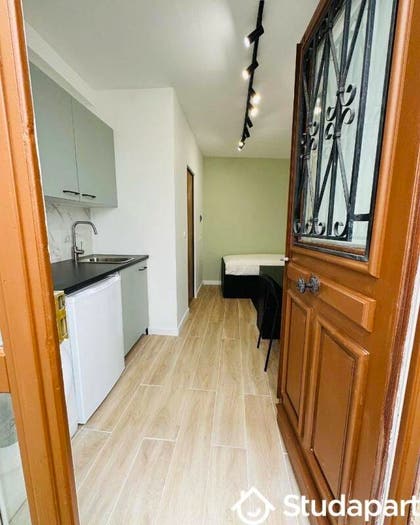 Buttes Aux Cailles-Glacière, Paris 13ème arrondissement : Appartement 2 pièces à louer