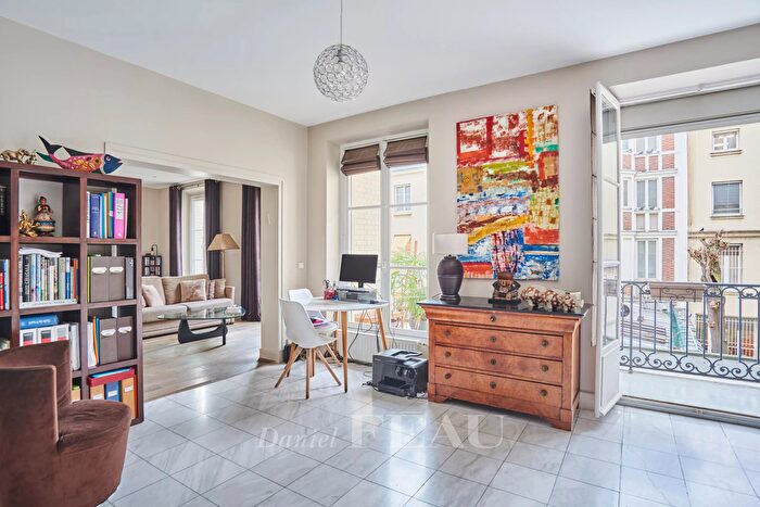 Appartement à vendre - Paris e , Courcelles, Wagram - 2 pièces - 1 chambre