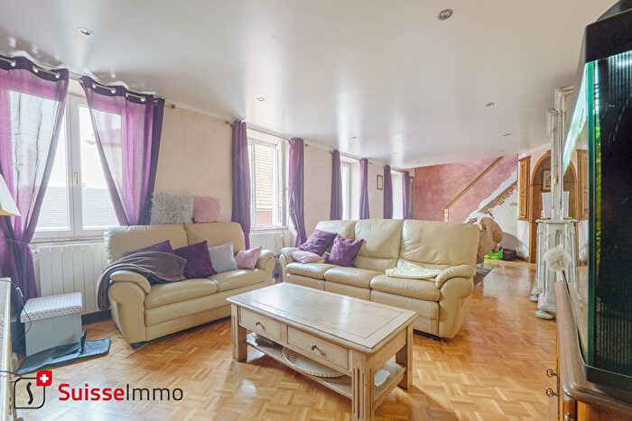 Maison à vendre - Héricourt - 6 pièces - 4 chambres