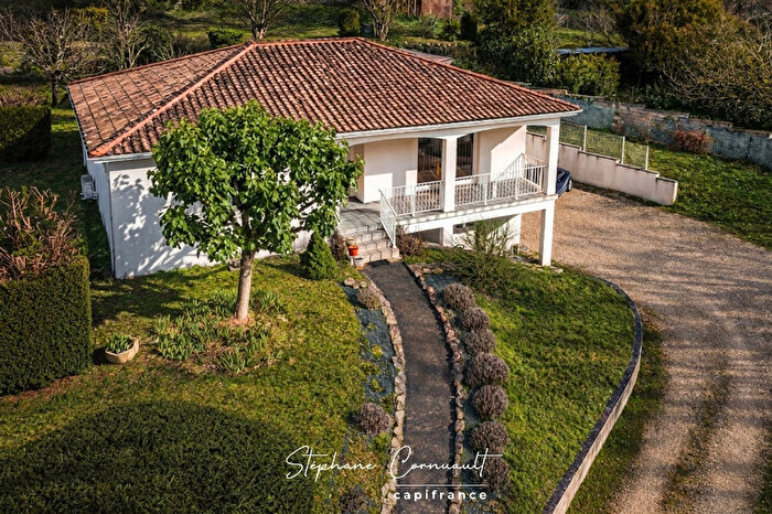 Maison à vendre - Saint-Astier - 4 pièces - 3 chambres