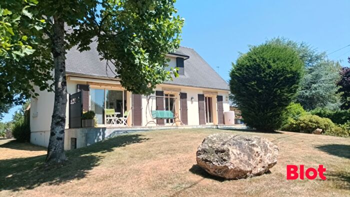 Maison à vendre - Erbrée - 6 pièces - 5 chambres