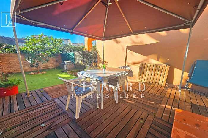 Appartement à vendre - Vallauris, Centre-ville - 1 pièce - 1 chambre