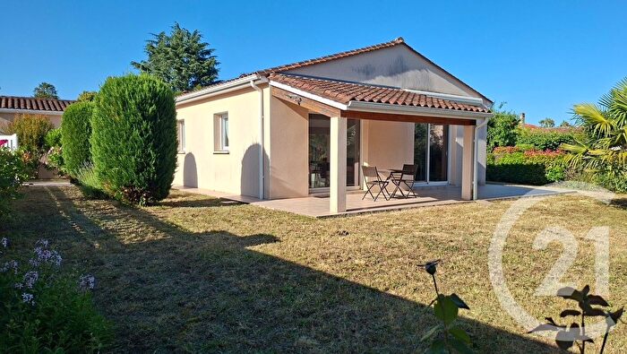 Maison 6 pièces à Angoulême, Saint-Cybard, à vendre