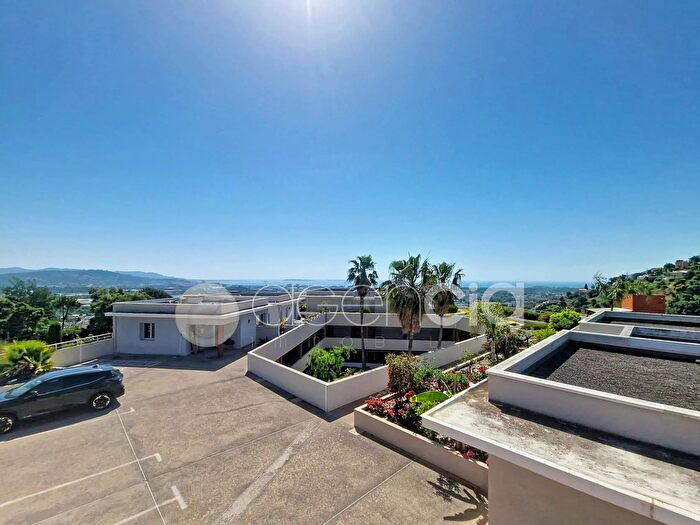 Appartement 1 pièce à vendre à Mandelieu-la-Napoule, Les Termes