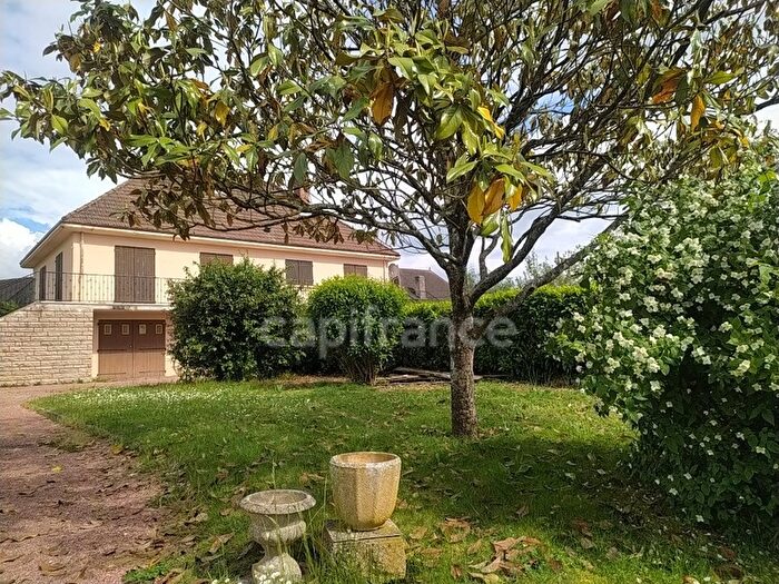 Sainte-Hélène : Maison 8 pièces à vendre
