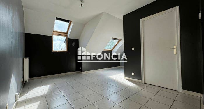 Mission, Le Mans : Appartement 2 pièces à louer