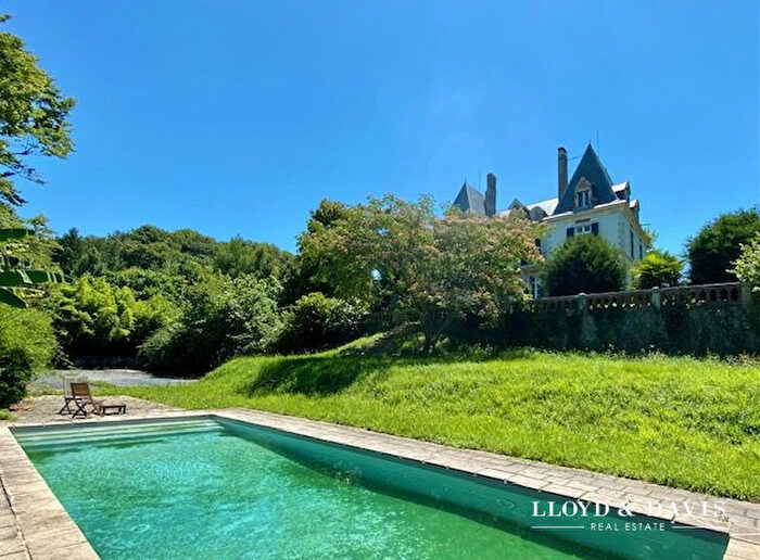 Maison à vendre - Salies-de-Béarn - 15 pièces - 8 chambres