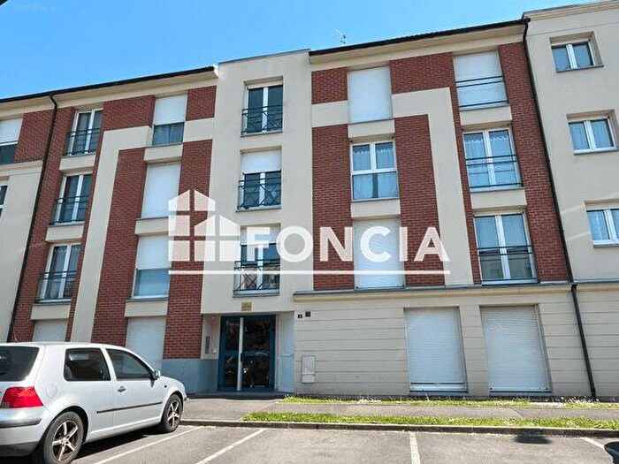 Saint Sauveur, Arras : Appartement 2 pièces à louer
