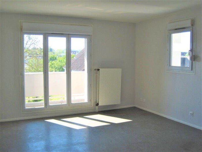 Cercy-la-Tour - Appartement 4 pièces à louer