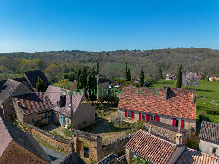 Maison à vendre - Castels - 6 pièces - 4 chambres