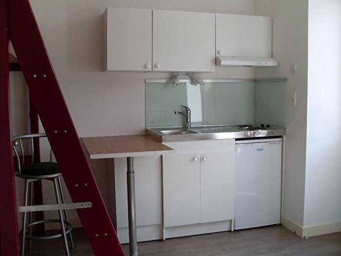 Appartement à louer - Arsenal, Roanne - 1 pièce