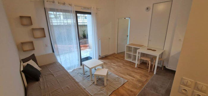 Appartement 1 pièce à Meudon la Forêt Sud, à louer