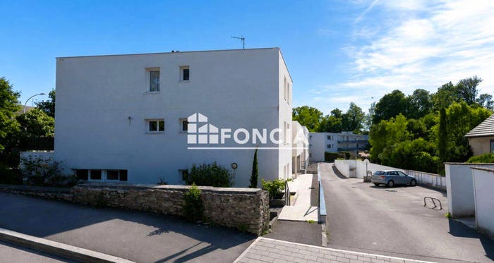 Montrapon, Montboucons, Besançon : Appartement 4 pièces à louer