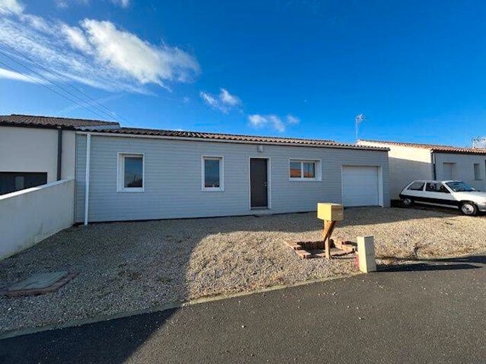 Maison 4 pièces à louer - Saint-Paul-Mont-Penit