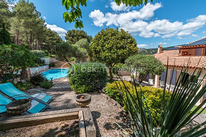 Toulon, Ubac, Dardennes, Barbasse, Mont Faron : Maison 6 pièces à vendre